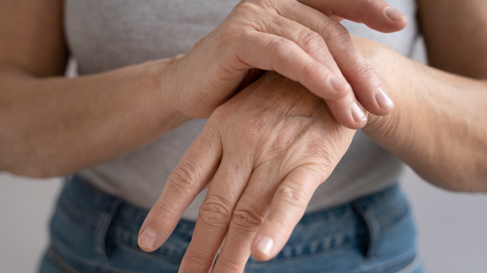 10 lucruri pe care ar trebui să le știi despre artrita reumatoidă | Arcadia Recuperare